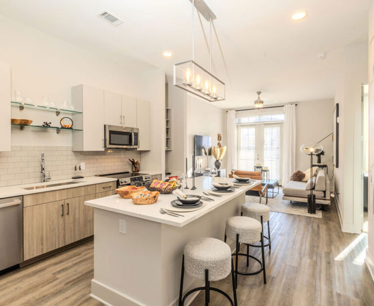 Features - Tessa Matthews